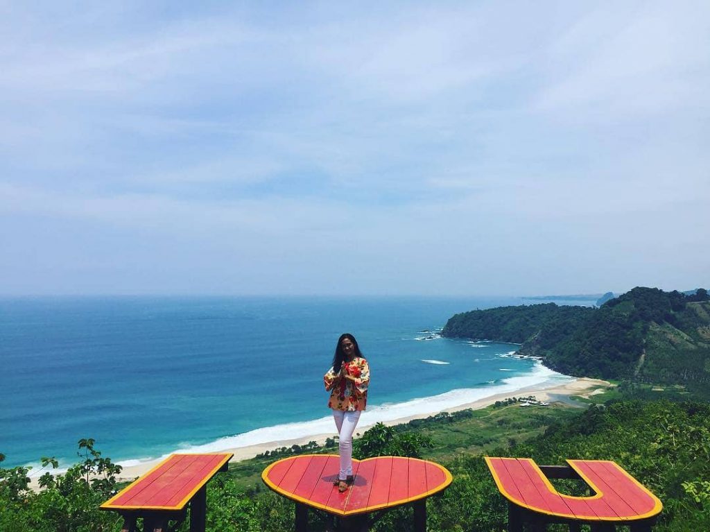 Pantai Di Malang Yang Belum Terjamah, Wisata Pantai Malang Selatan!